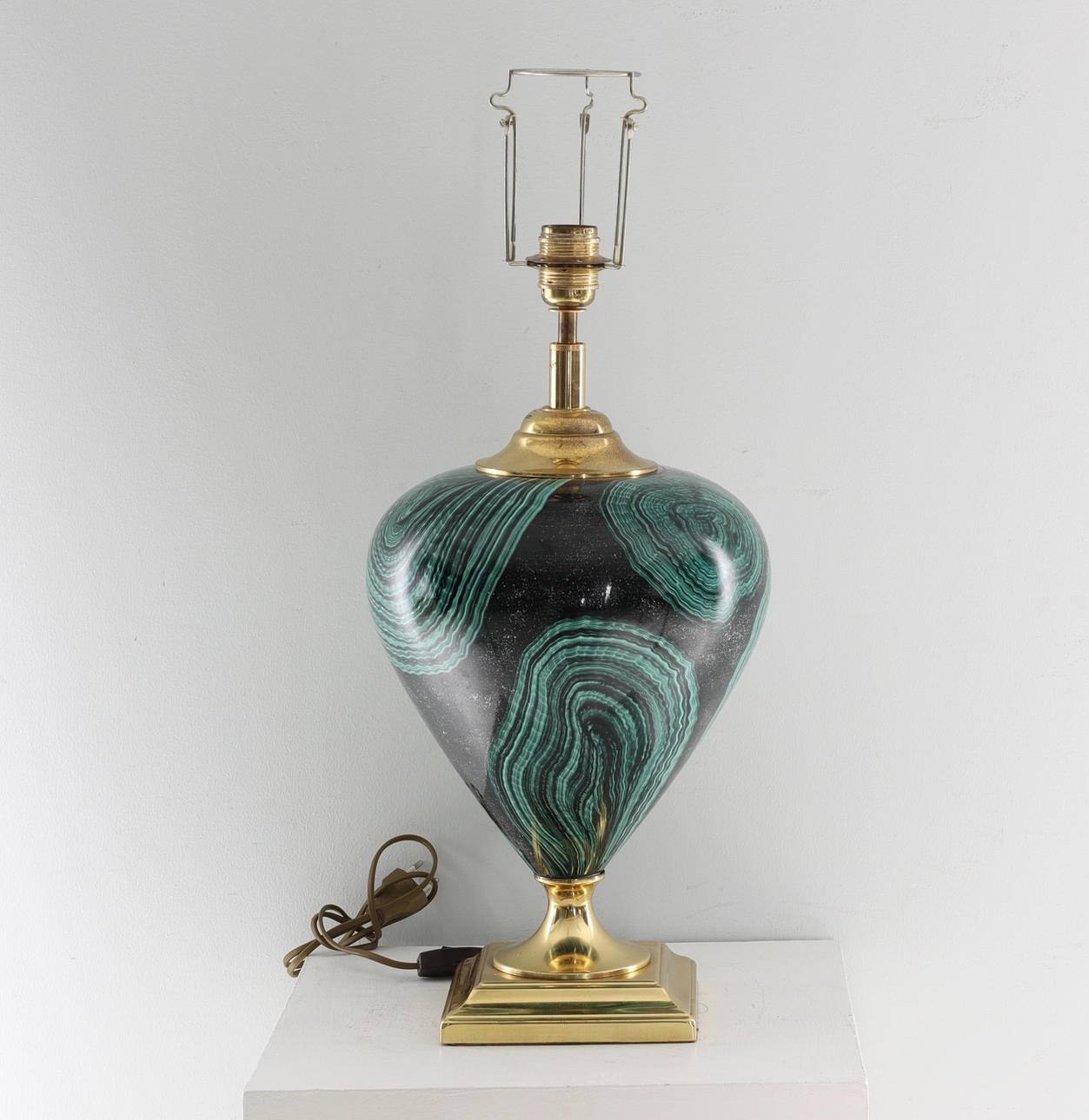 BORDSLAMPA, stor modell, Le Dauphin, Frankrike, 1900-talets senare del ...