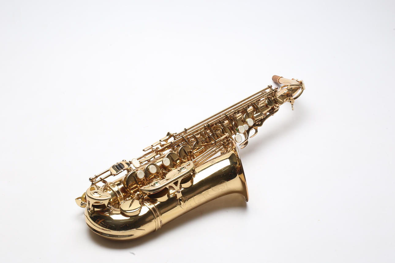 ALTO SAKSOFONI, Thomson. Keräilyesineet - Soittimet - Auctionet