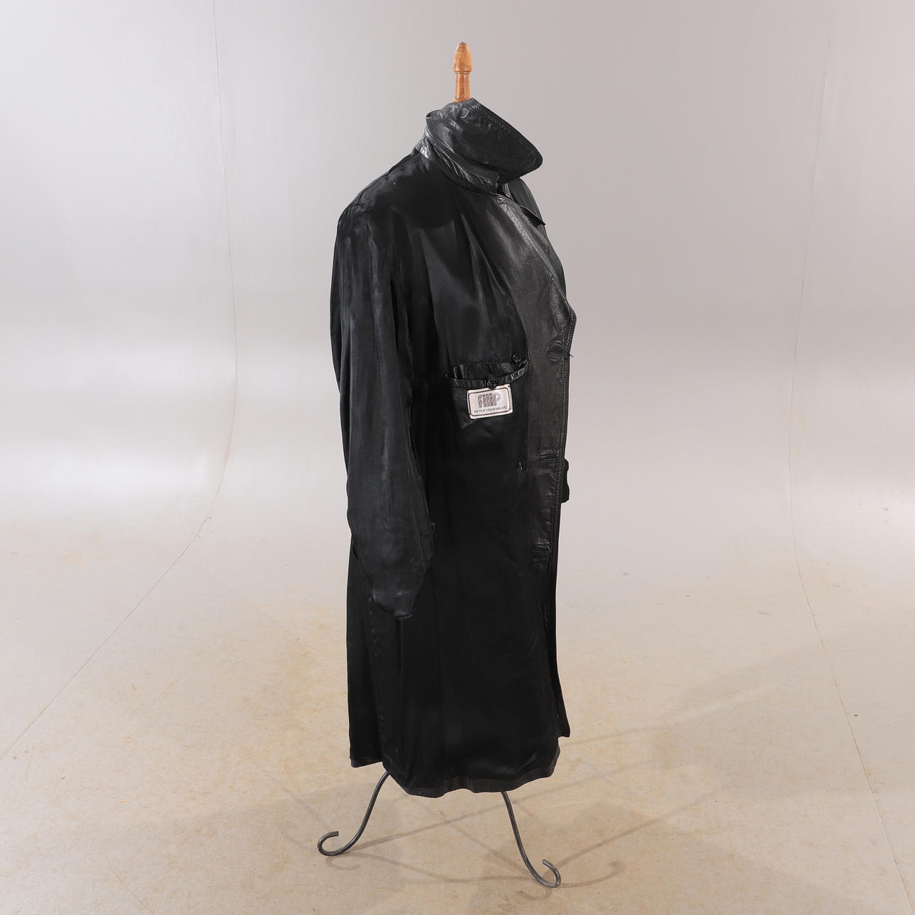 HERROCK, svart skinn, AB Filip Holm Malmö, 1900-tal. Vintagekläder ...