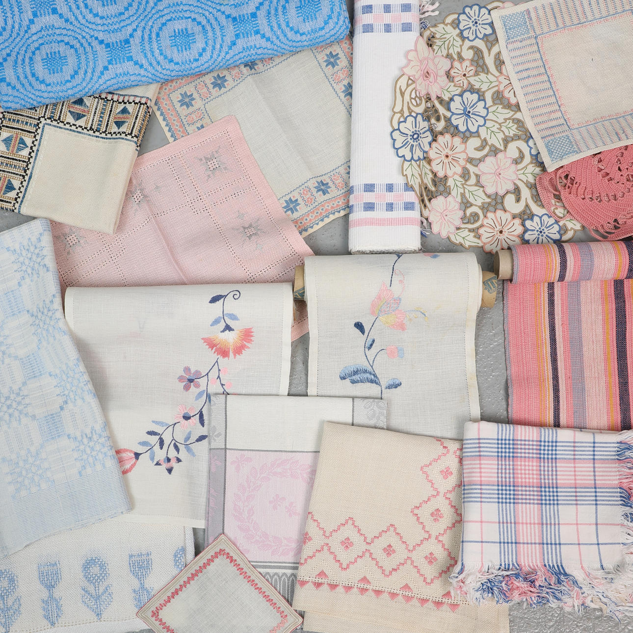 DUKAR, 17 st, Blekingefärger, bl.a. Blekingesöm. Mattor & Textil ...