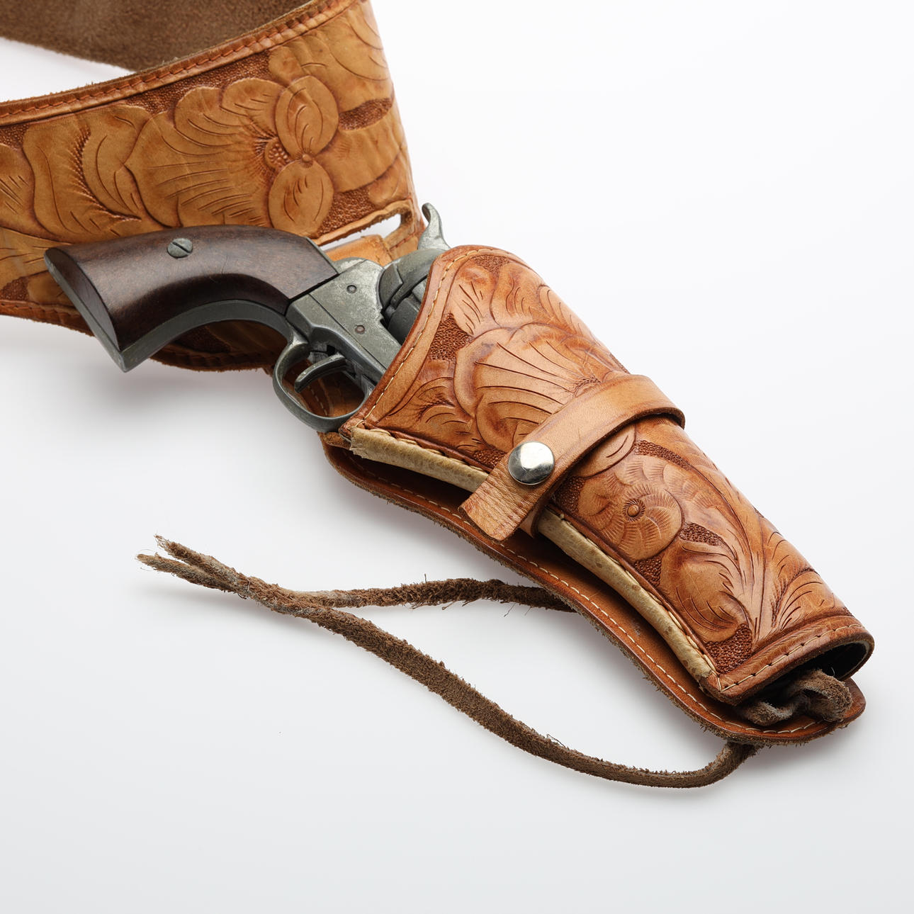 REVOLVER, Colt, replika, i hölster. Vapen & Militaria - Skjutvapen ...