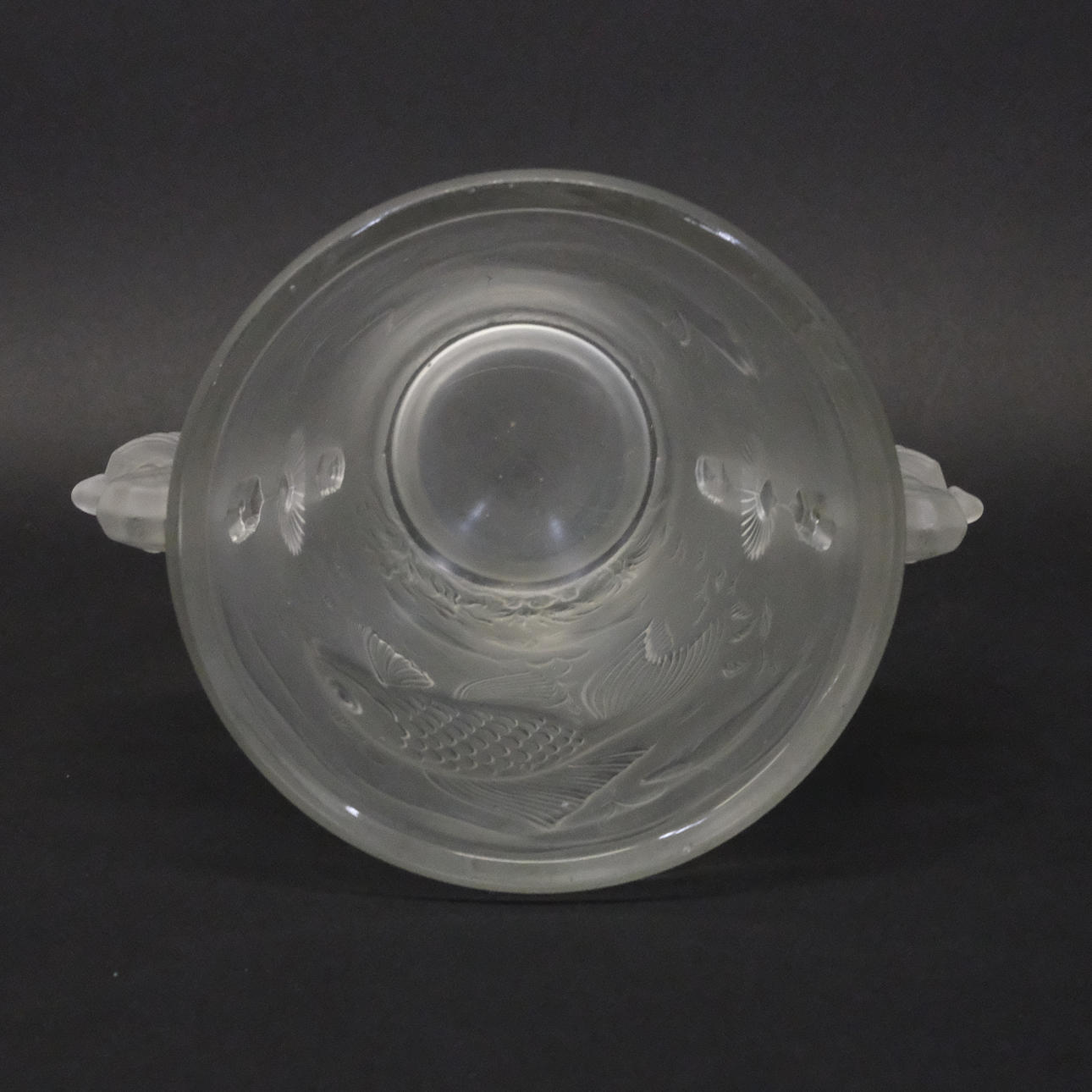 VAS, ART DECO SAMT GLASSKULPTUR. Glas - Konstglas - Auctionet