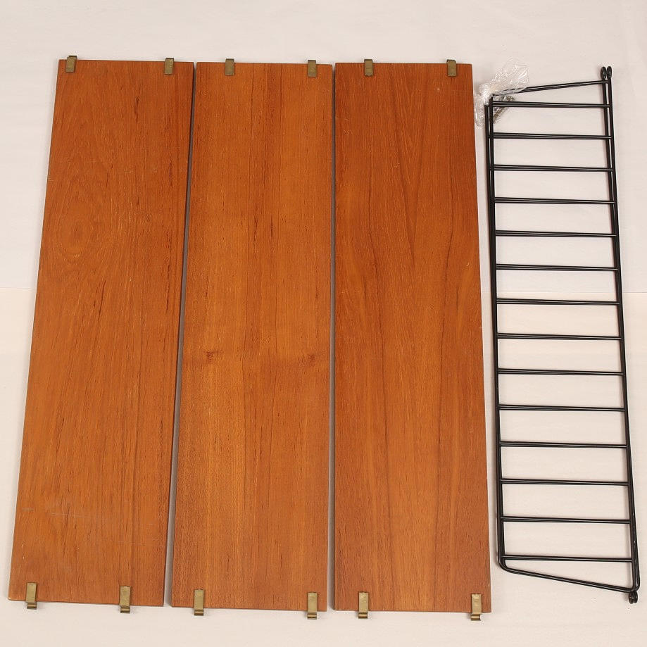 STRINGHYLLA,, teak 1960- tal. Möbler - Skåp & Hyllor - Auctionet