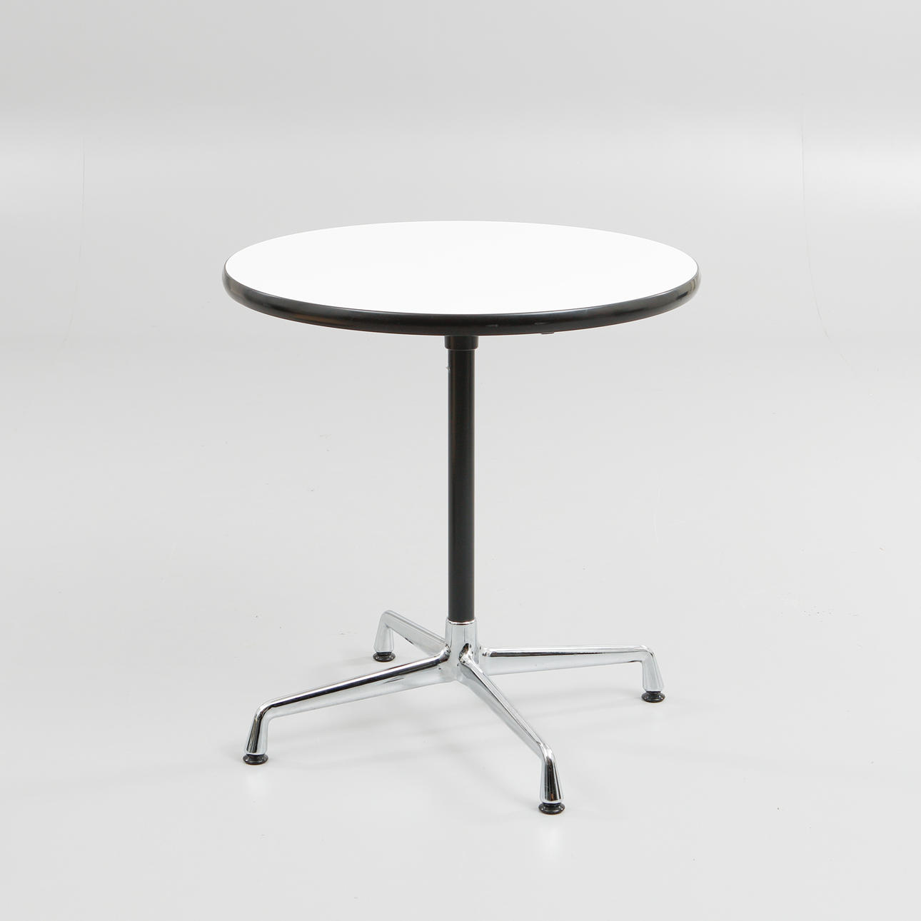 CHARLES & RAY EAMES. Bord, "Contract Table", Vitra. Möbler - Bord ...
