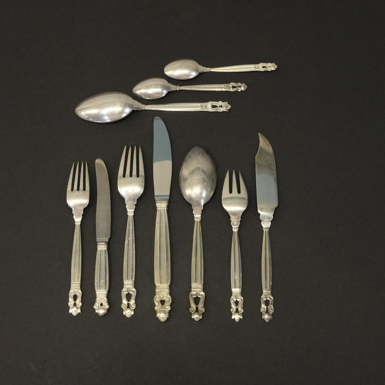 JOHAN ROHDE. SILVERBESTICK, KONGE, FÖR GEORG JENSEN. TIO DELAR. Silver ...