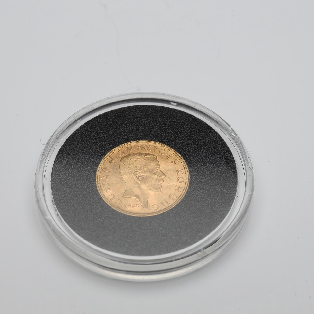 MYNT 5 kronor 1920 guld i plastfodral. Mynt, Medaljer & Frimärken ...