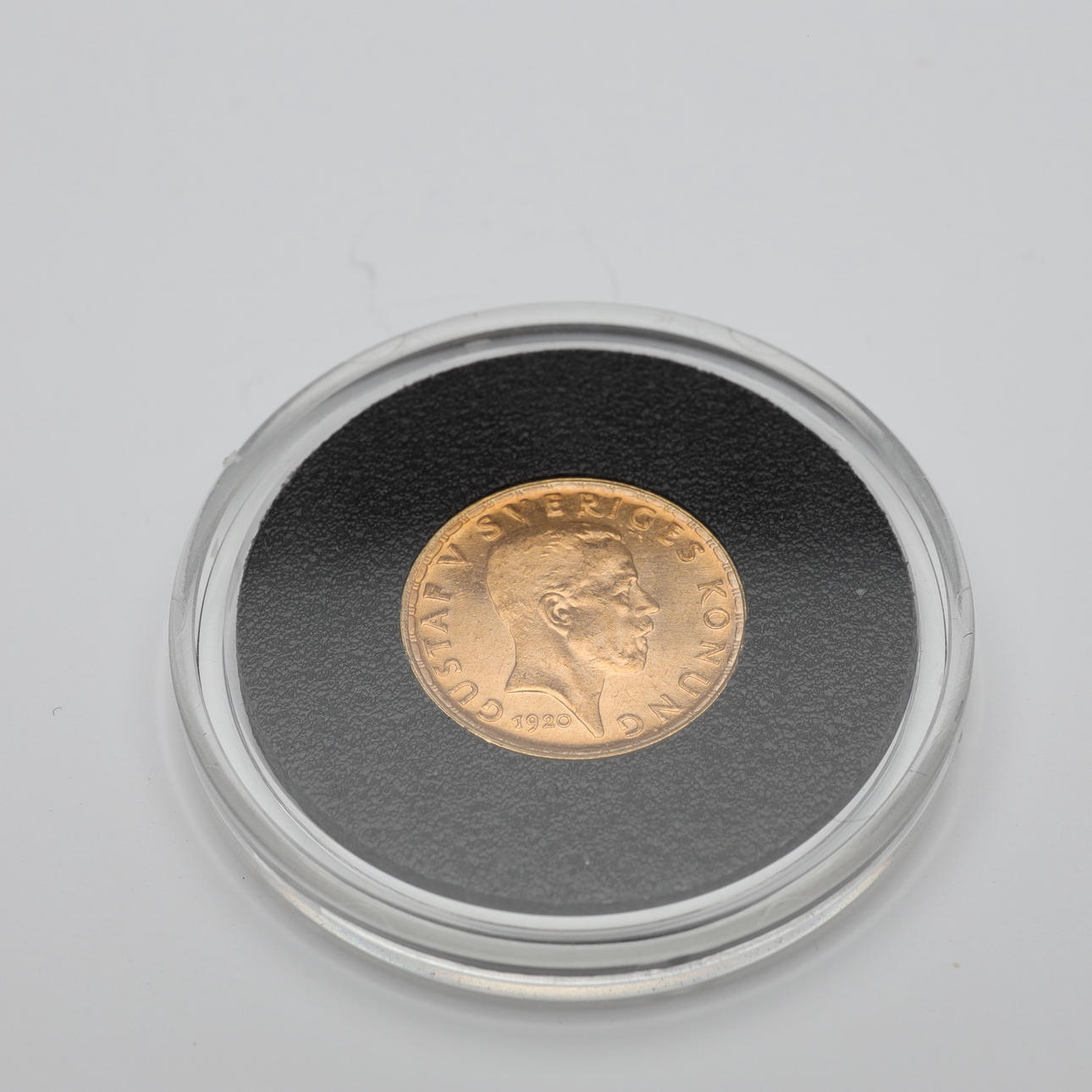 MYNT 5 kronor 1920 guld i plastfodral. Mynt, Medaljer & Frimärken ...