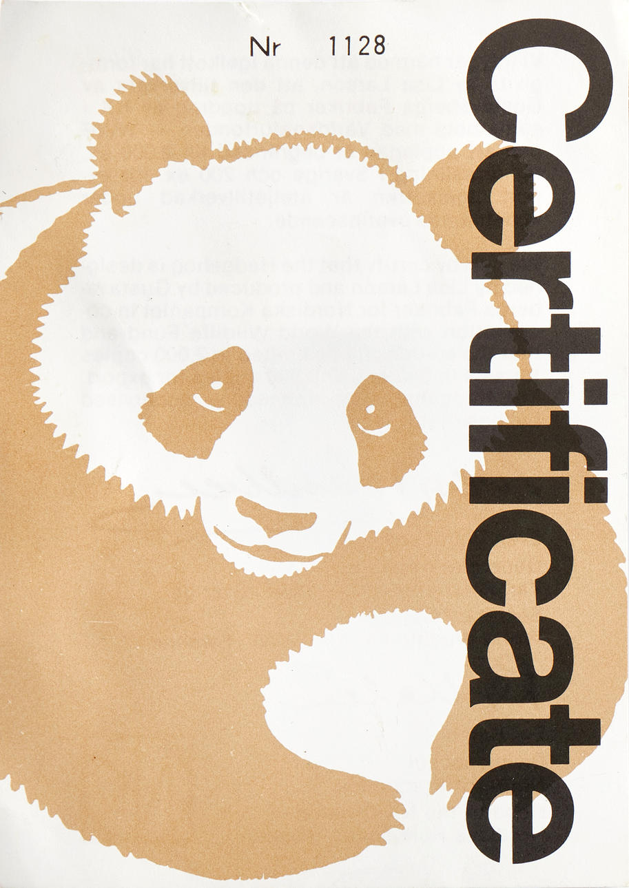 LISA LARSON. Figurin, "Igelkott" ur serien "Utrotningshotade arter ...