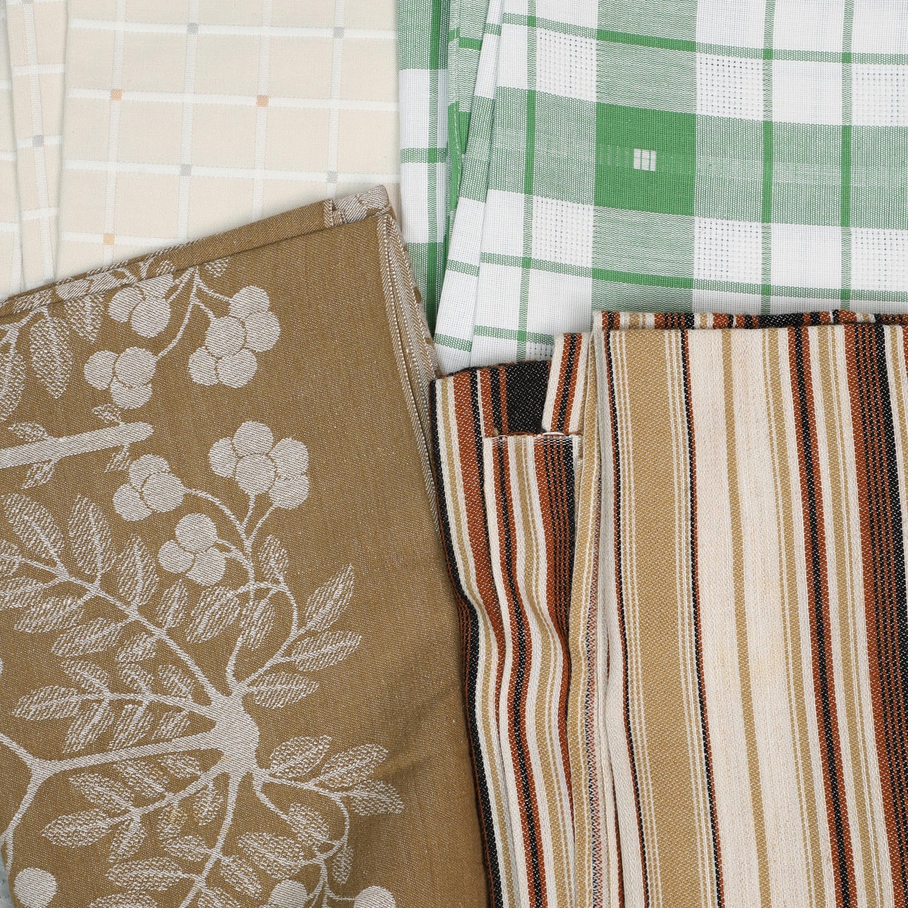 DUKAR, 4 st, bl.a. bomull & linne. Mattor & Textil - Textil - Auctionet