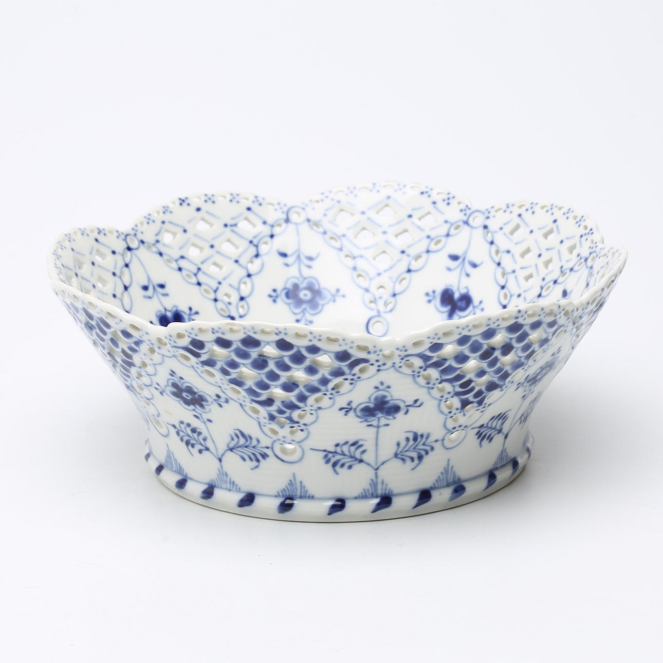 SKÅL, porslin, "Musselmalet", nr 1061, helblond, Royal Copenhagen ...