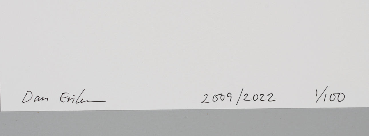 DAN ERIKSSON. Fotografi, nakenmodell, daterad 2009/2022, numrerad 1/100 ...