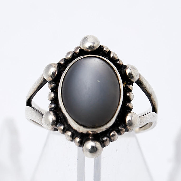 GEORG JENSEN. RING, silver 830, med månsten, design no 4, 1915-1927 ...