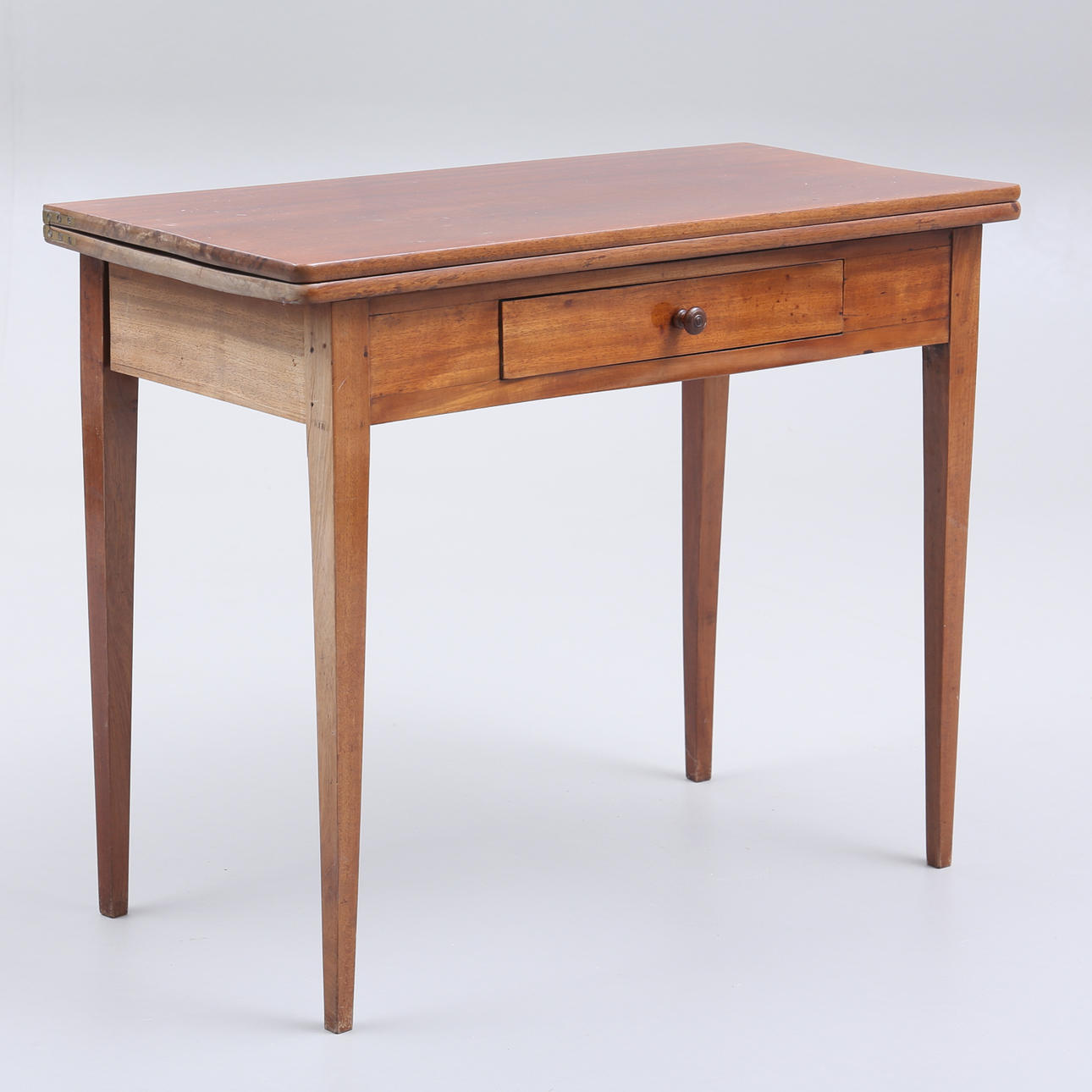 SPELBORD med låda, 1800/1900-tal. Möbler - Bord - Auctionet