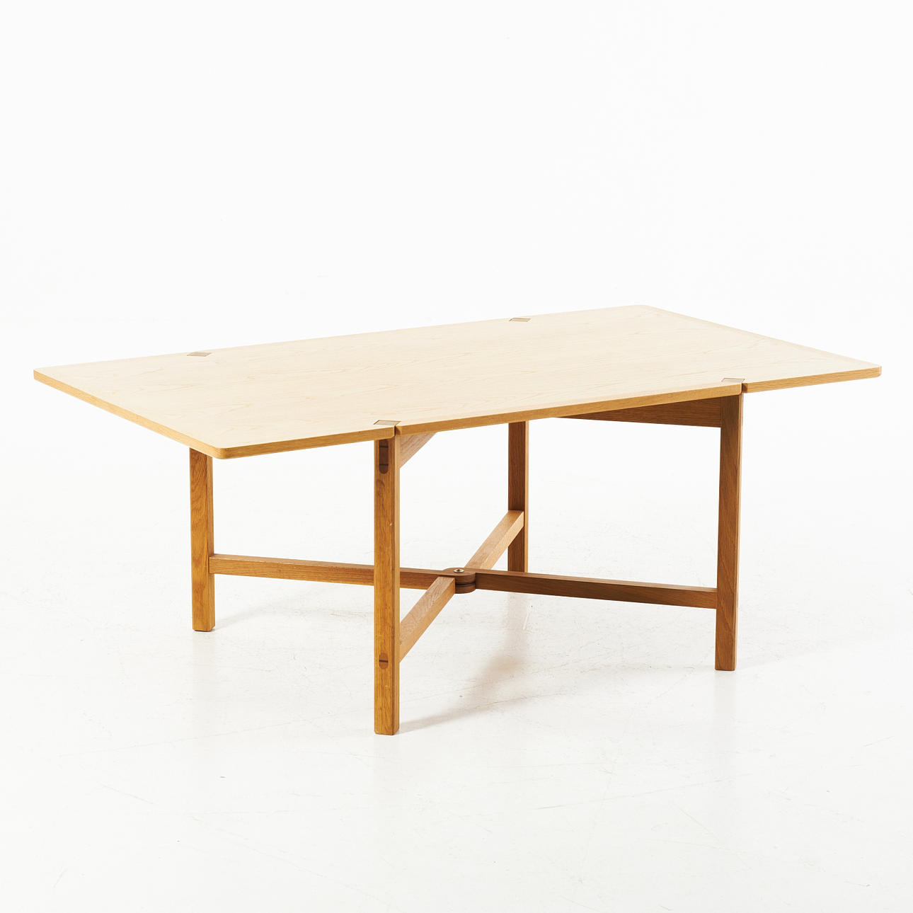 CHRISTINA FÜRST. soffbord, ”Kaskad”, Karl Andersson & Söner, ek. Möbler - Bord - Auctionet