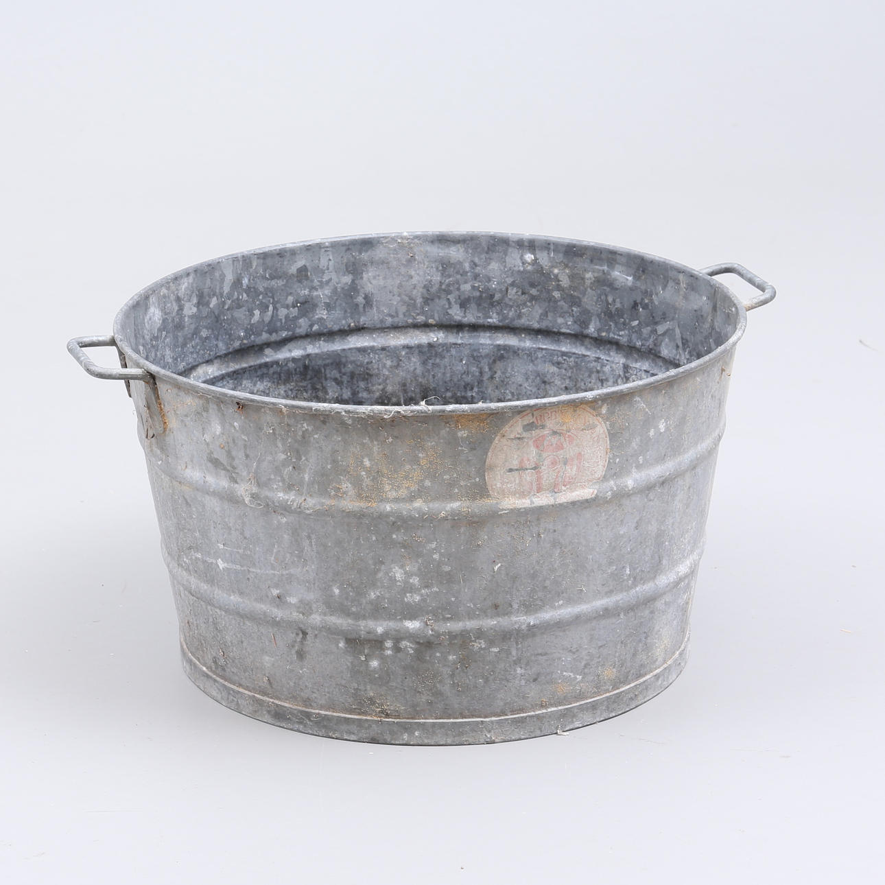 ZINKBALJA, 1900-tal. Silver & Metall - Övriga metallföremål - Auctionet