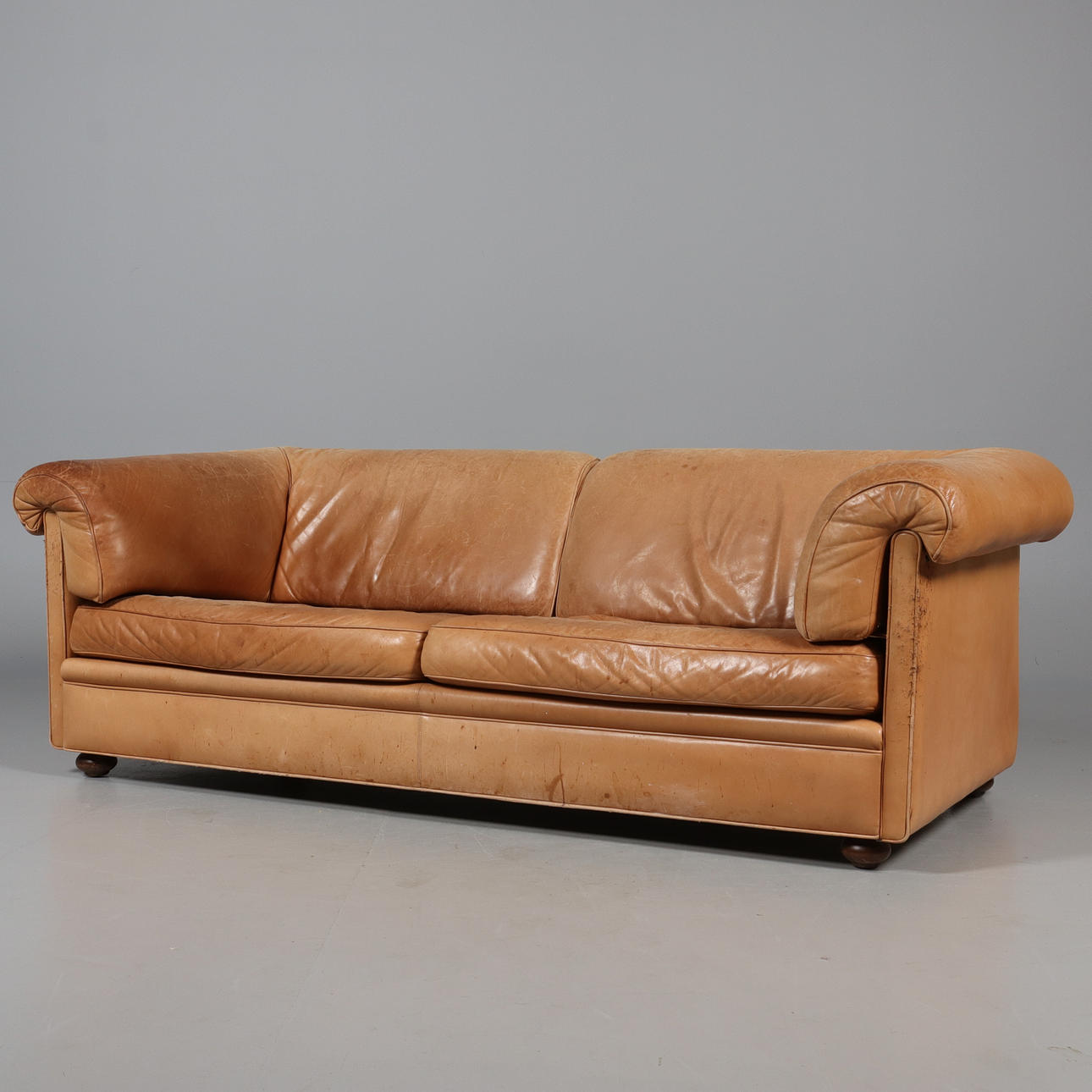 SOFFA, Dux "Eton". Möbler - Soffor & Sittgrupper - Auctionet