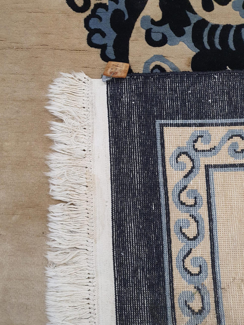 MATTA, handknuten, Kina, 274x183 cm. Mattor & Textil - Mattor - Auctionet