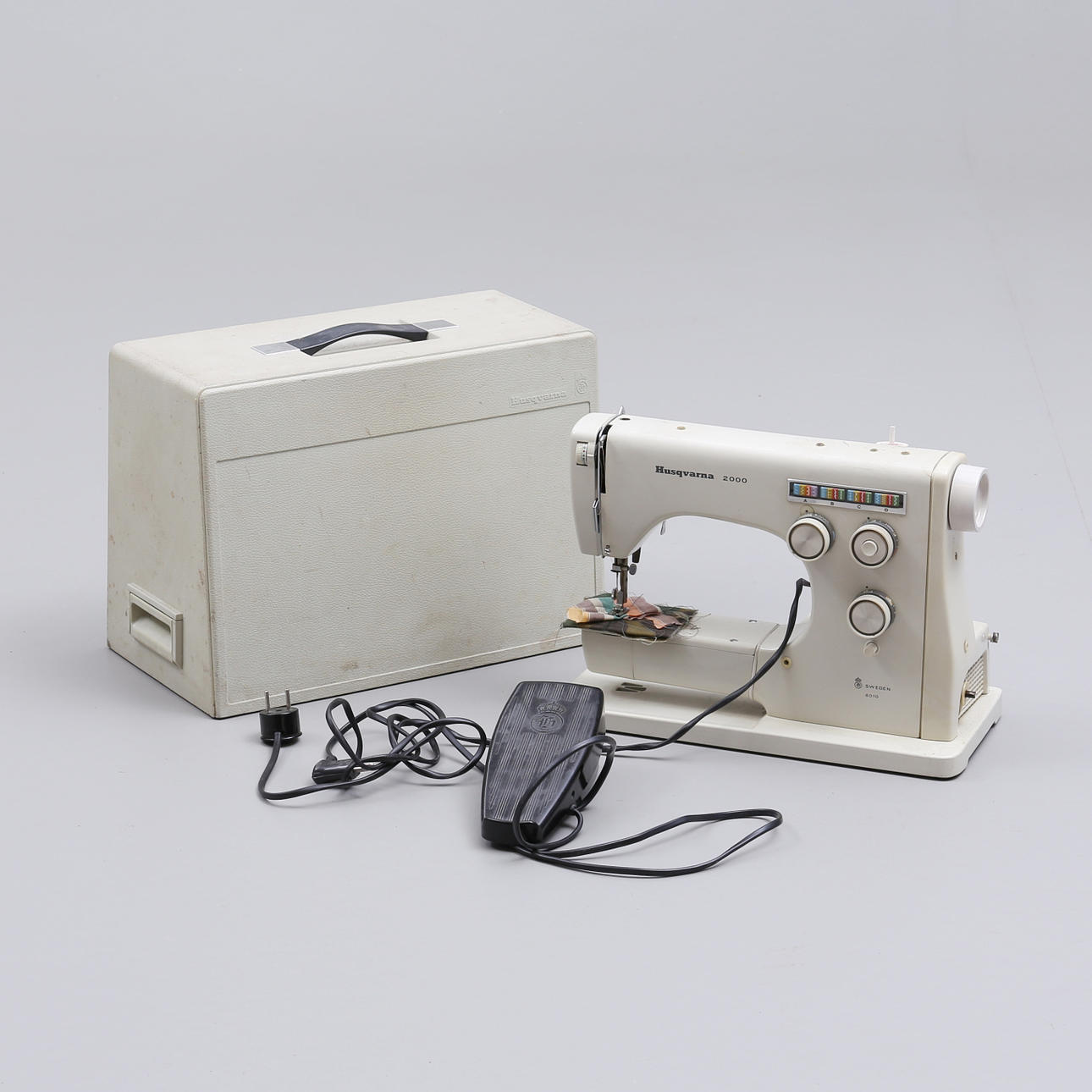 SYMASKIN, Husqvarna 2000. Övrigt - Modern Teknik & Elektronik - Auctionet