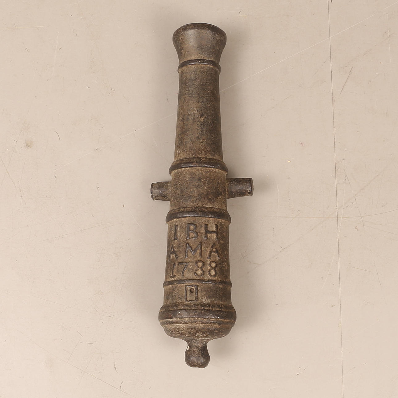 KANON, Sverige, 1788. Vapen & Militaria - Skjutvapen - Auctionet