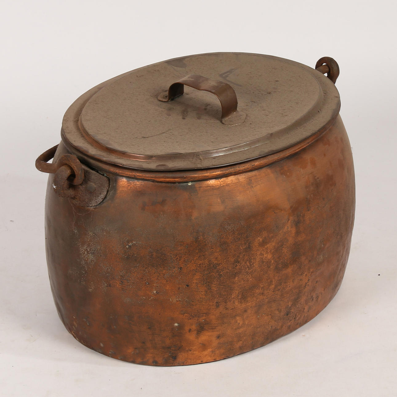 A LARGE VICTORIAN COPPER COULDRON. Silver & Metals - Pewter, Brass ...