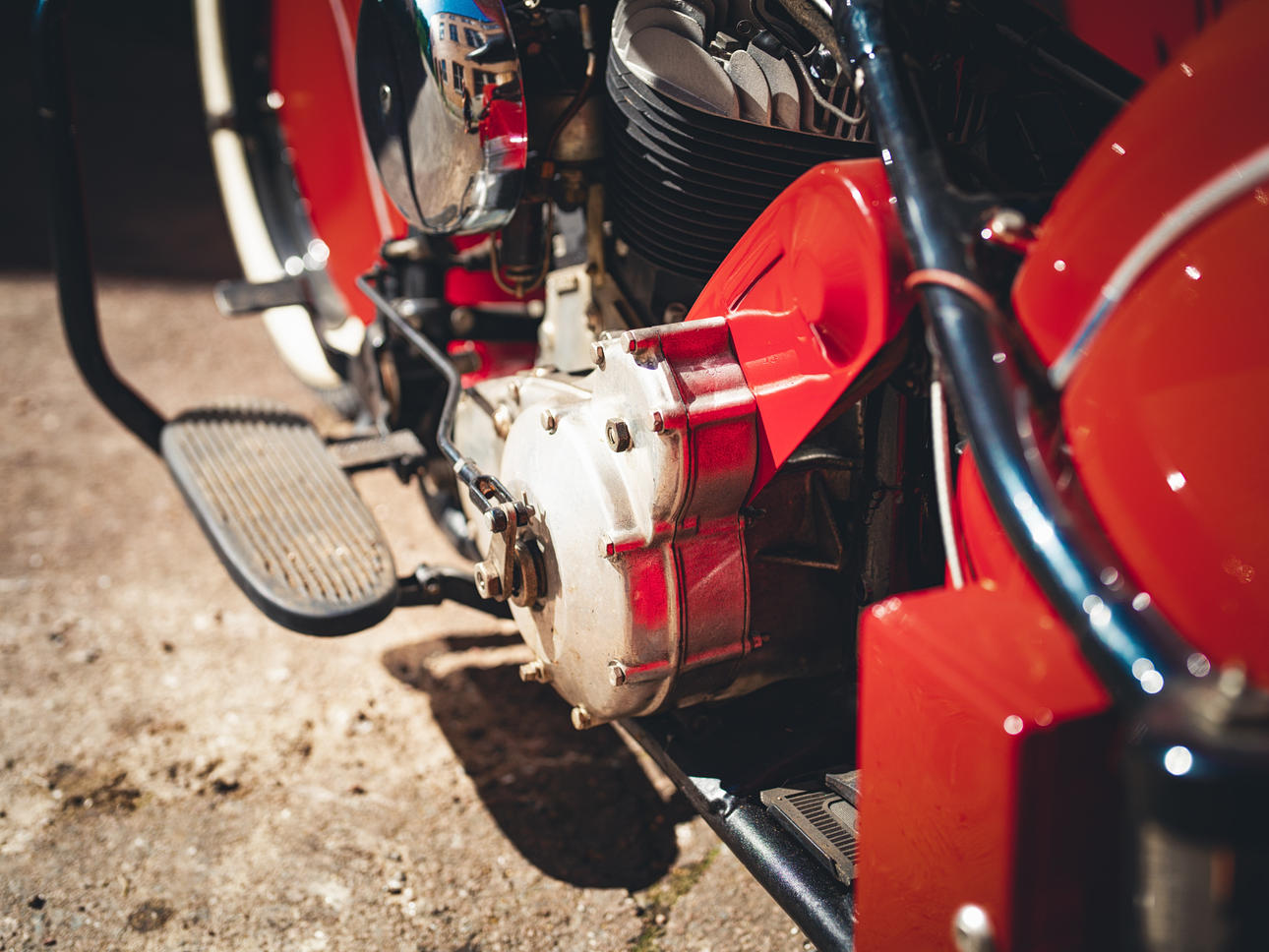 INDIAN, Chief Model 346 with Sidecar. Model year: registered as a 1947 ...