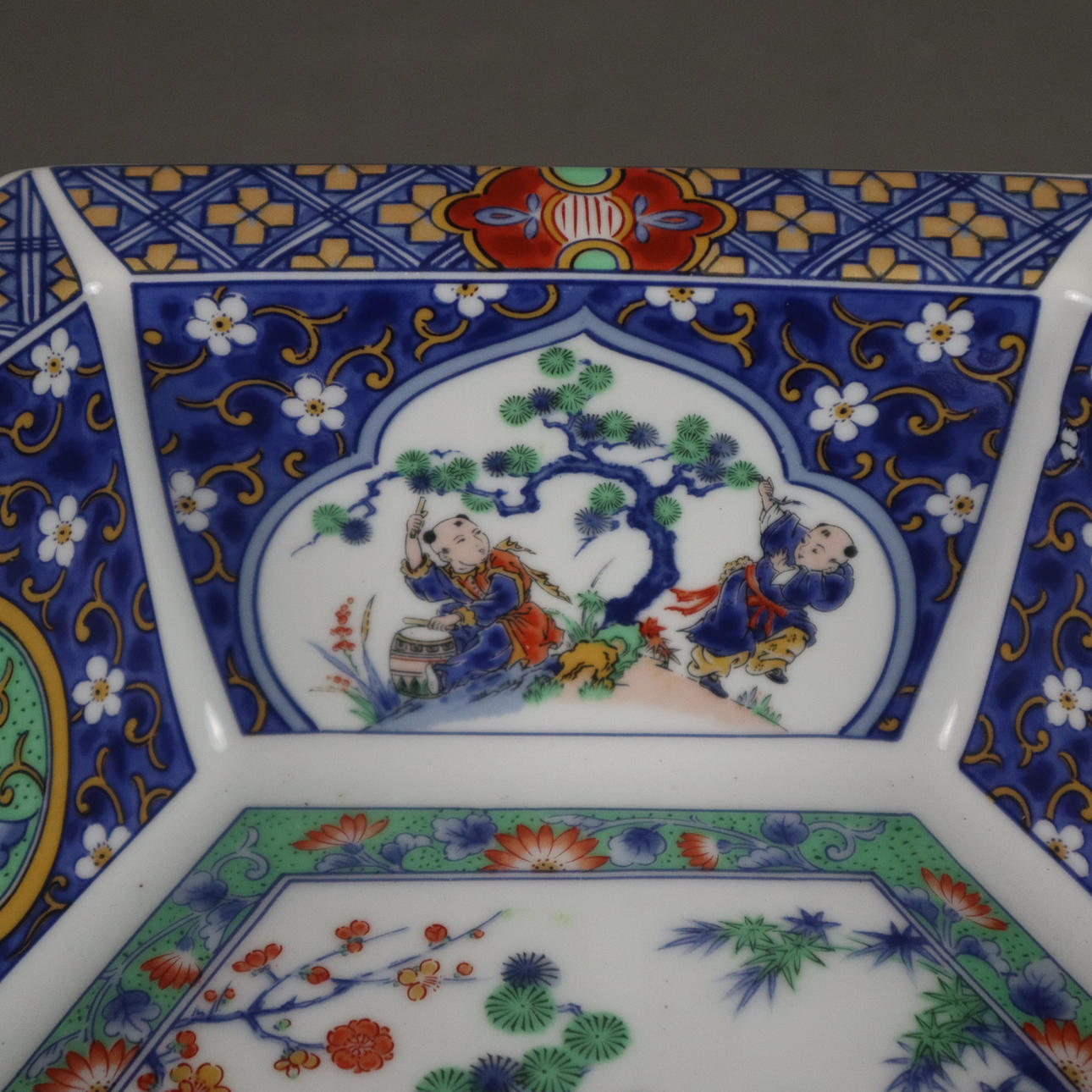 SKÅL - Japan, sent 1900-tal. Keramik & Porslin - Orientaliskt - Auctionet