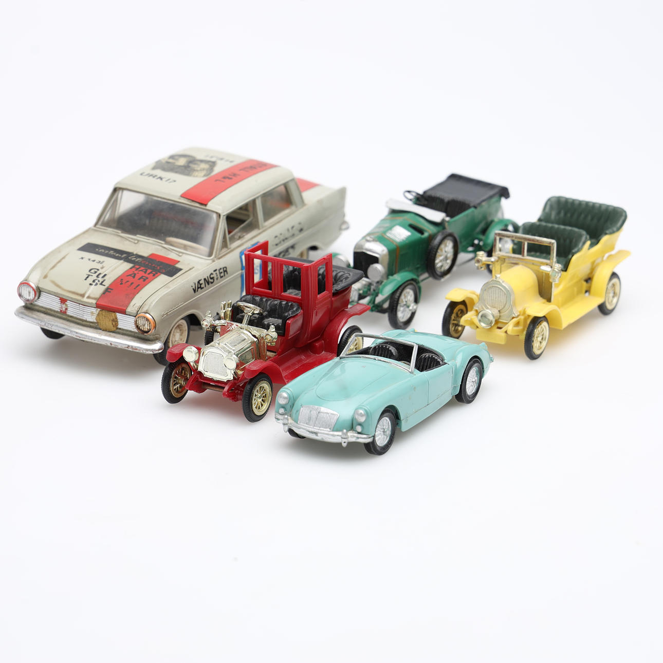 LEKSAKSBILAR, 5 st, plast. Leksaker - Leksaker - Auctionet