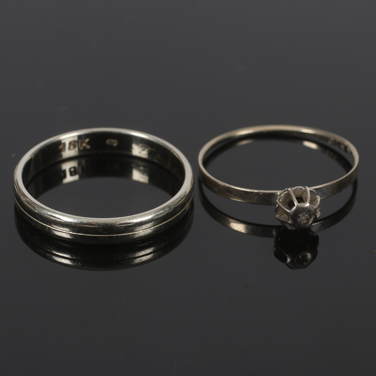 RINGAR, 3 st. 18k vitguld. bl.a. med vit sten, Idun, Varberg. 1980 ...