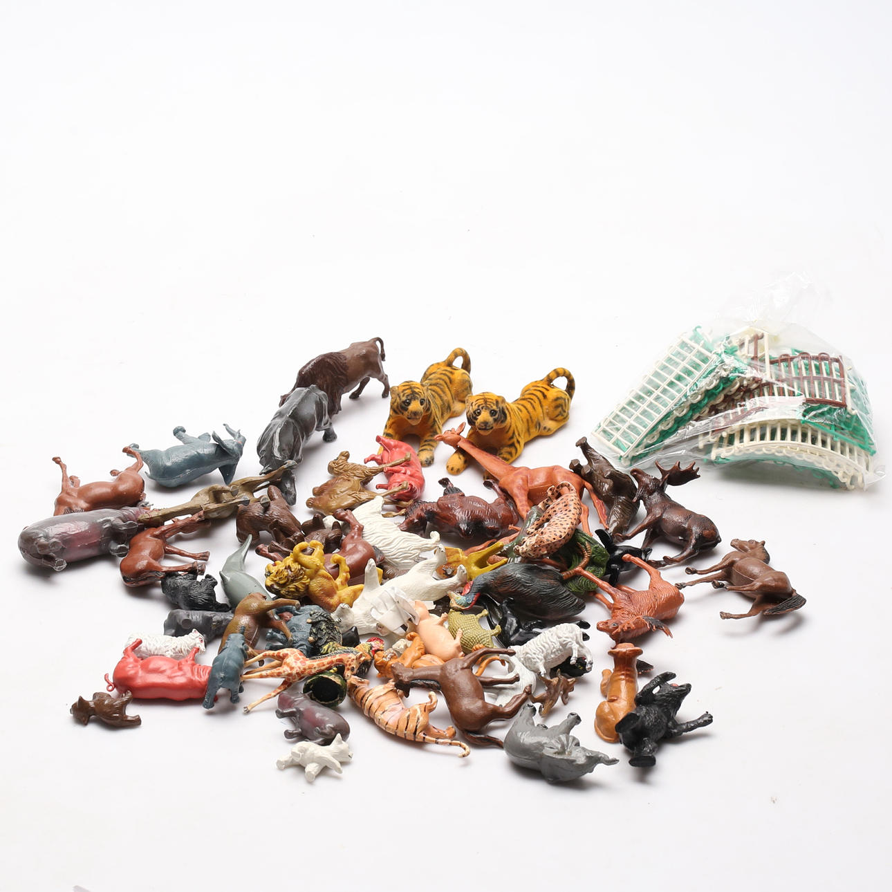 LEKSAKSDJUR, 1900-tal. Leksaker - Leksaker - Auctionet