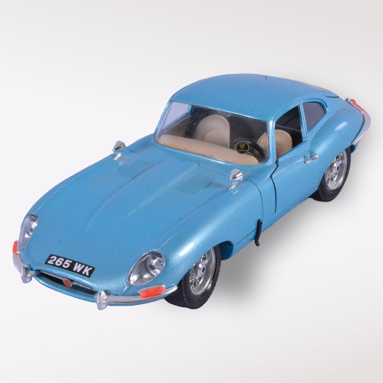 MODELLBIL, Jaguar E-type, Burago. Leksaker - Leksaker - Auctionet