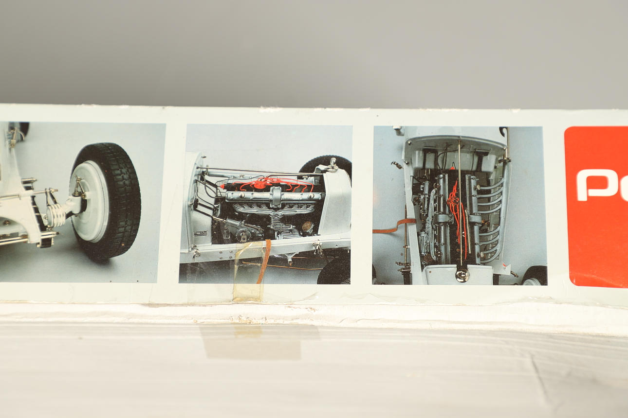 ALFA ROMEO MULETTO - POCHER LARGE MODEL CAR KIT. Toys - Toys - Auctionet