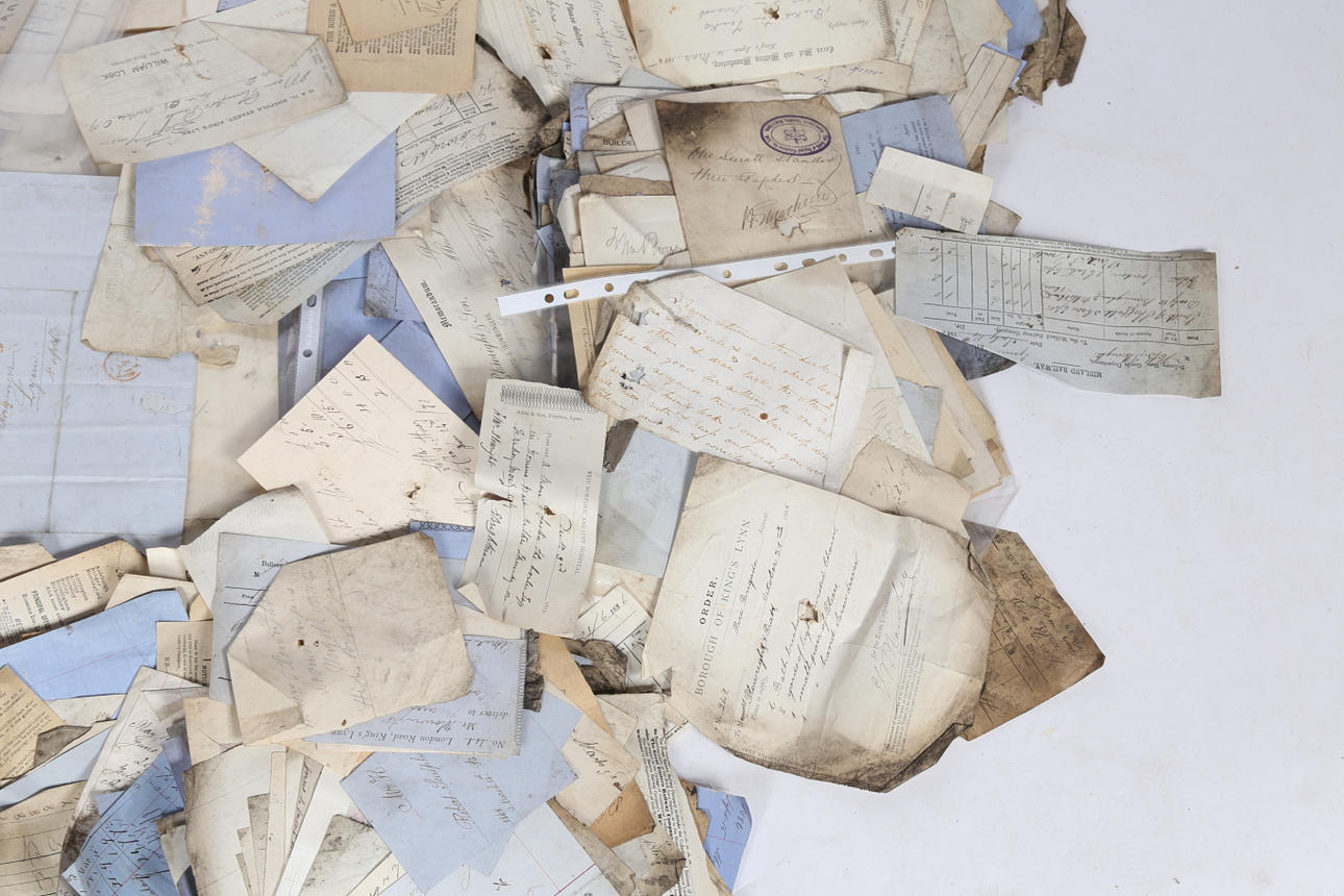 A LARGE COLLECTION OF 19TH CENTURY HAND WRITTEN DOCUMENTS, RECEIPTS AND ...