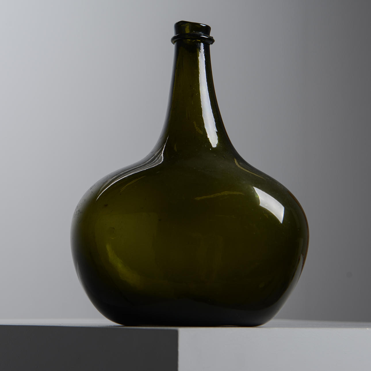 FLASKA, glas, 1700/1800-tal. Glas - Konstglas - Auctionet