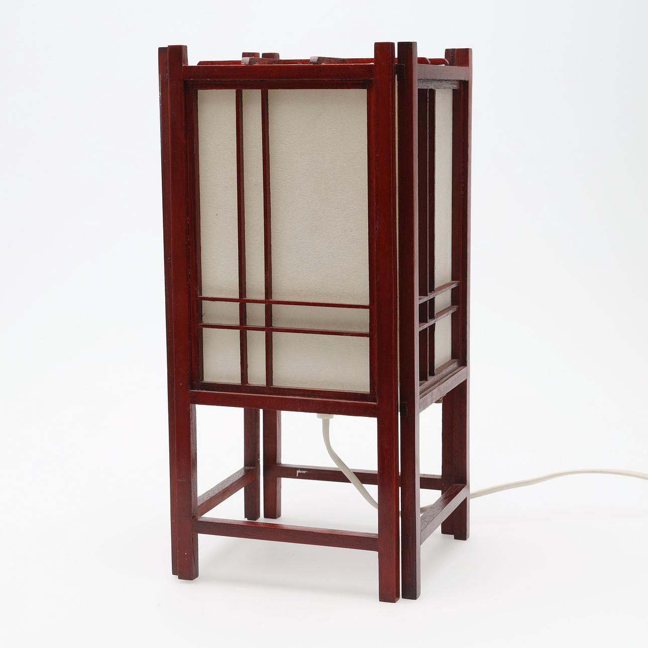 BORDSLAMPA, trä och rispapper, japansk modell, 1900-talets senare del ...