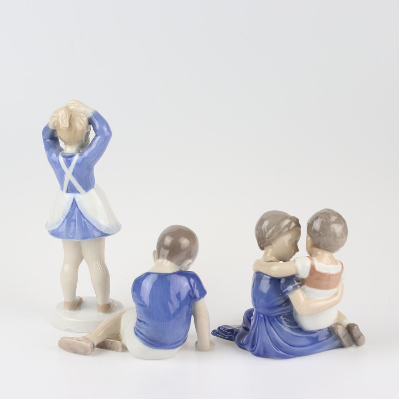 FIGURINER, 3 st. porslin, Bing & Gröndahl. Keramik & Porslin ...