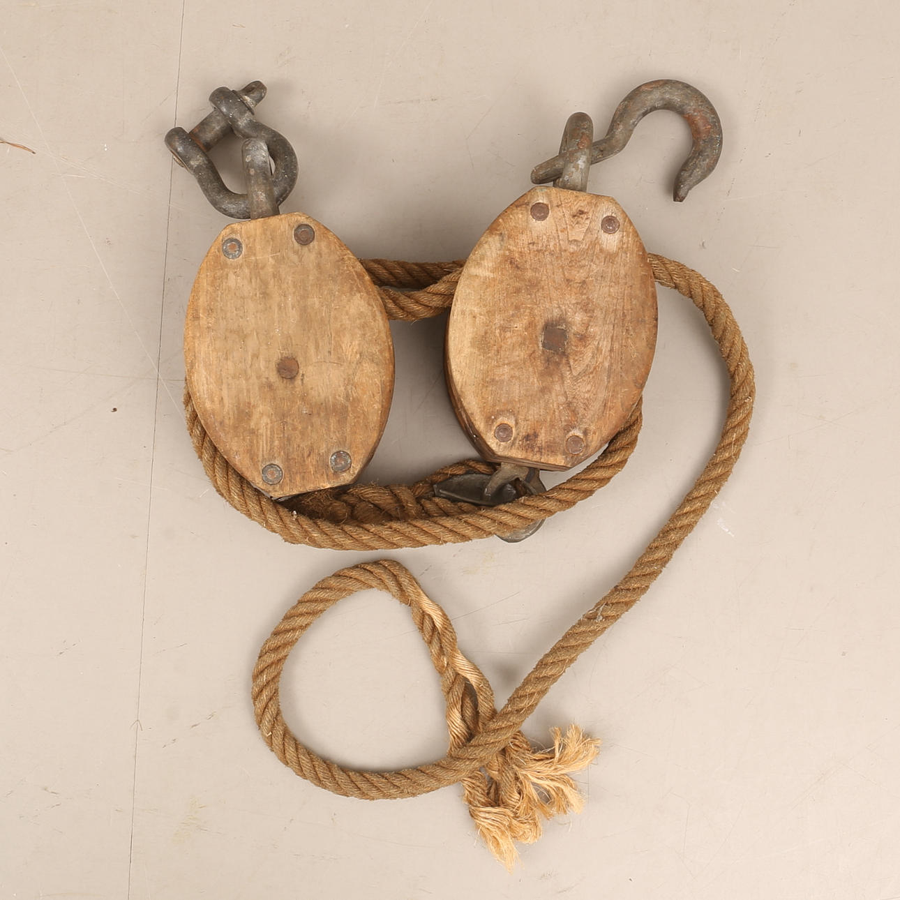 TALJA/BLOCK, trä och metall. Samlarföremål - Teknika & Nautika - Auctionet