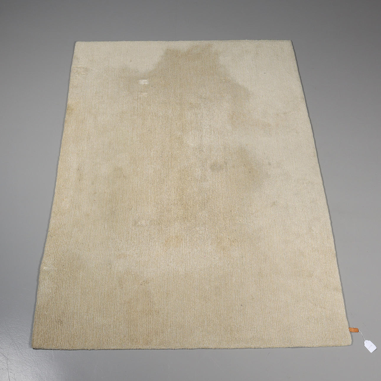 MATTA, Kasthall. Mattor & Textil - Mattor - Auctionet