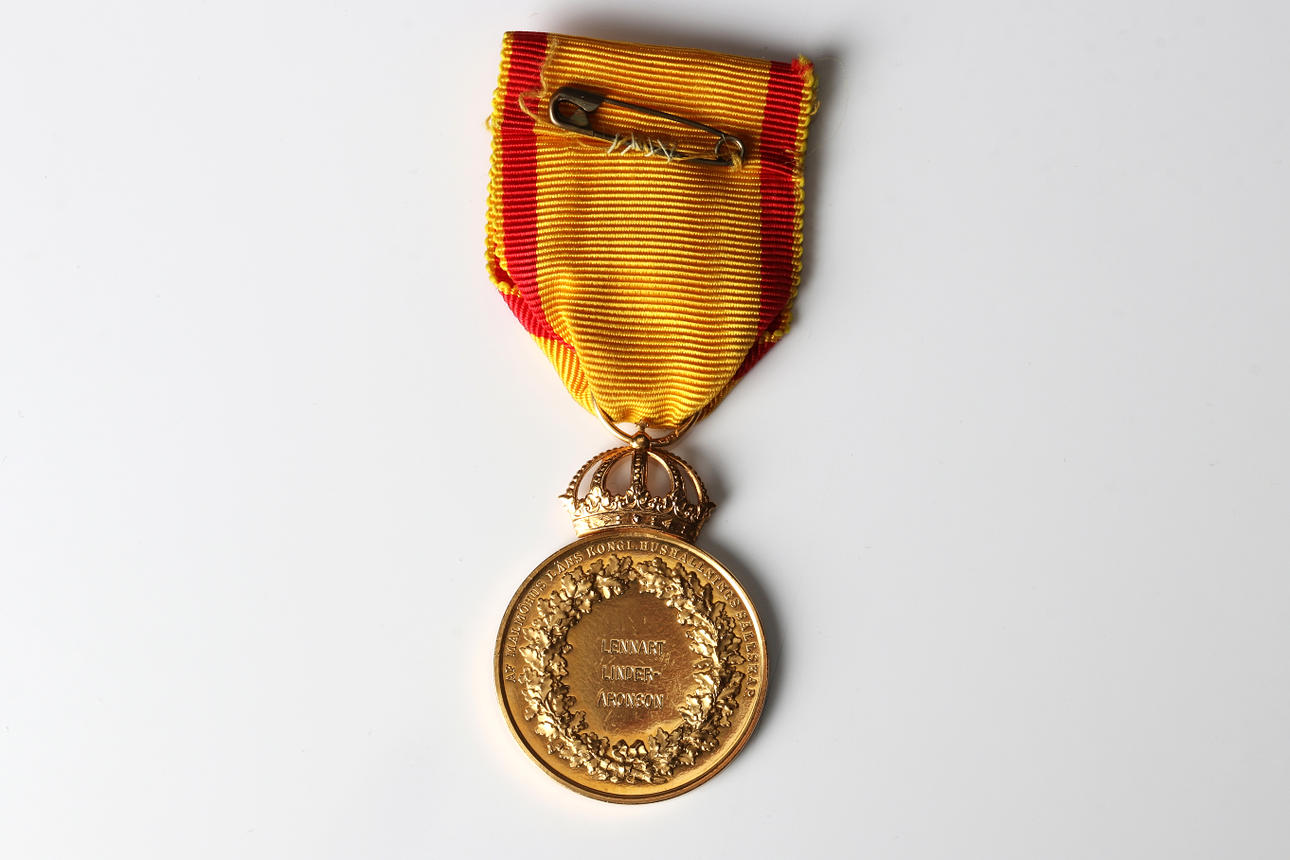 GULDMEDALJ. Mynt, Medaljer & Frimärken - Ordnar & Medaljer - Auctionet