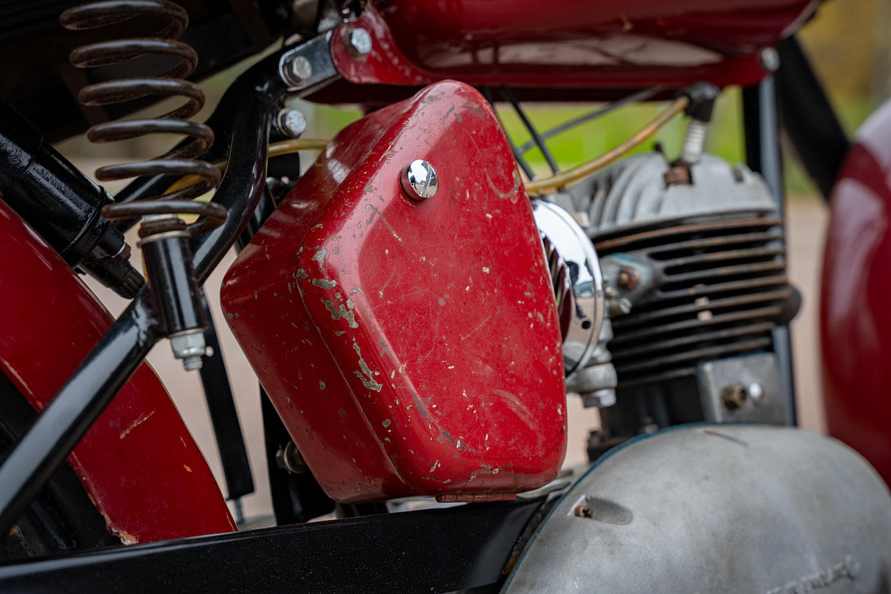 INDIAN BRAVE, 250 cc, 1953, England. Fordon, Båtar & Delar ...