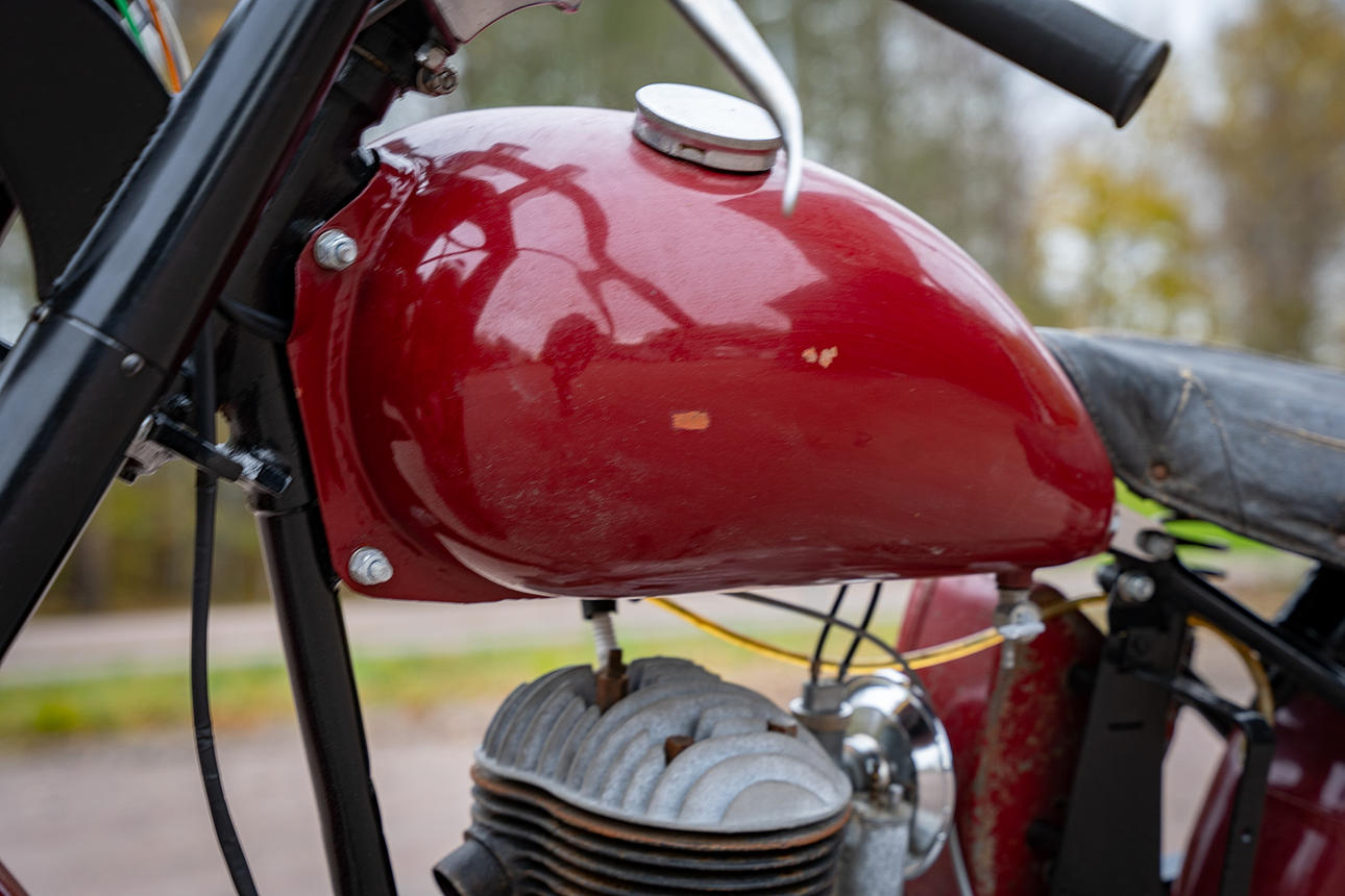 INDIAN BRAVE, 250 cc, 1953, England. Fordon, Båtar & Delar ...