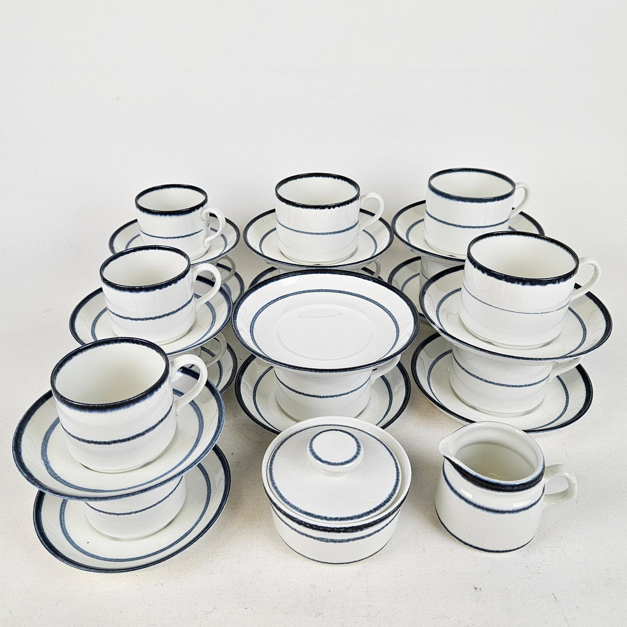 SERVIS, flintgods, 30 delar. "Fjord", Rörstrand, 1970/80-tal. Keramik ...