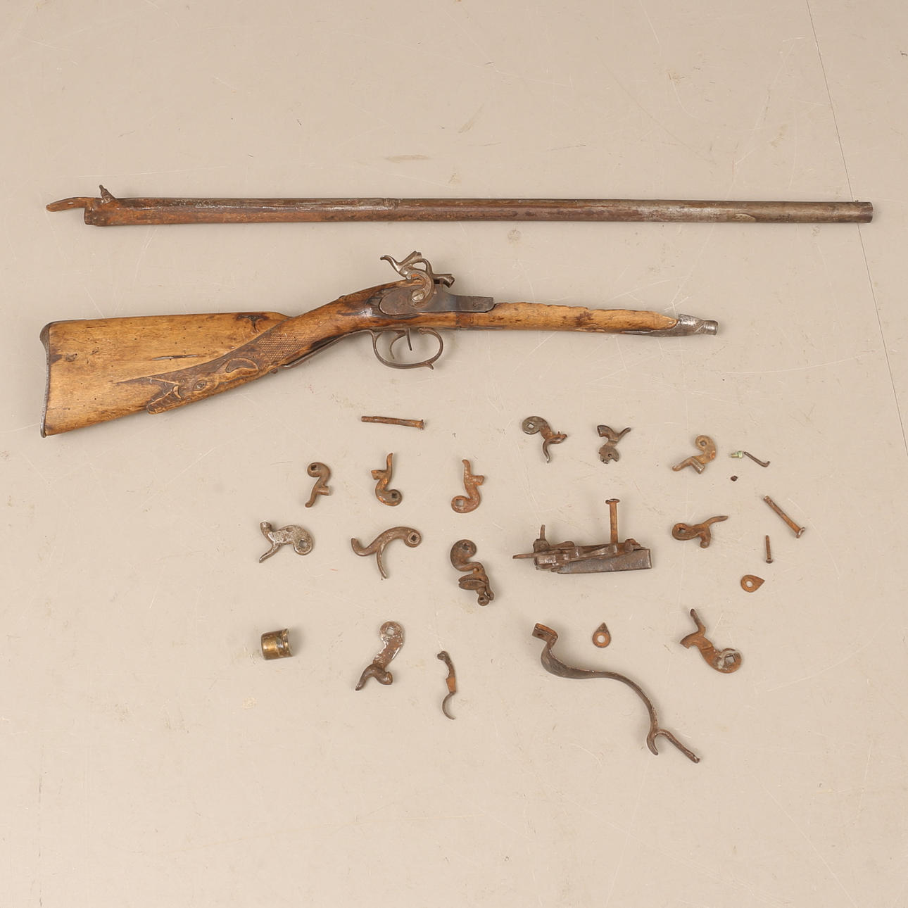 VAPENDELAR, reservdelar. Vapen & Militaria - Skjutvapen - Auctionet