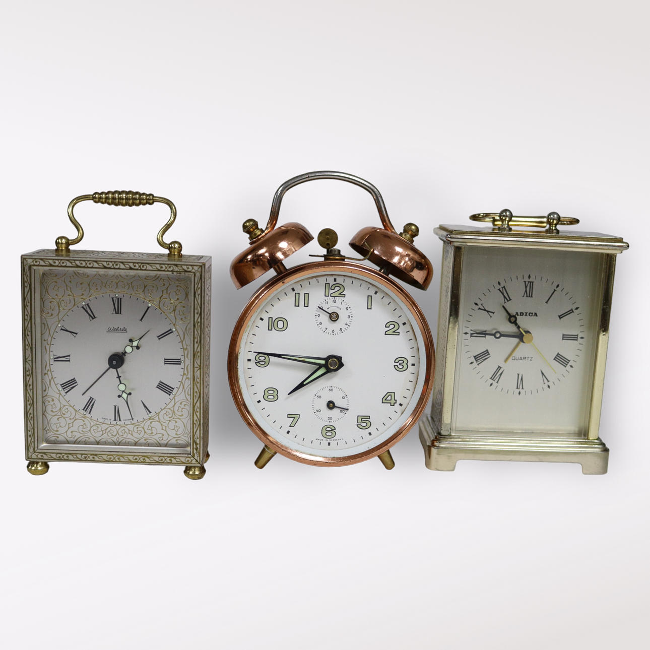 VÄCKARKLOCKOR, 3 st, bl a, Wehrle. Klockor & Ur - Övriga ur - Auctionet