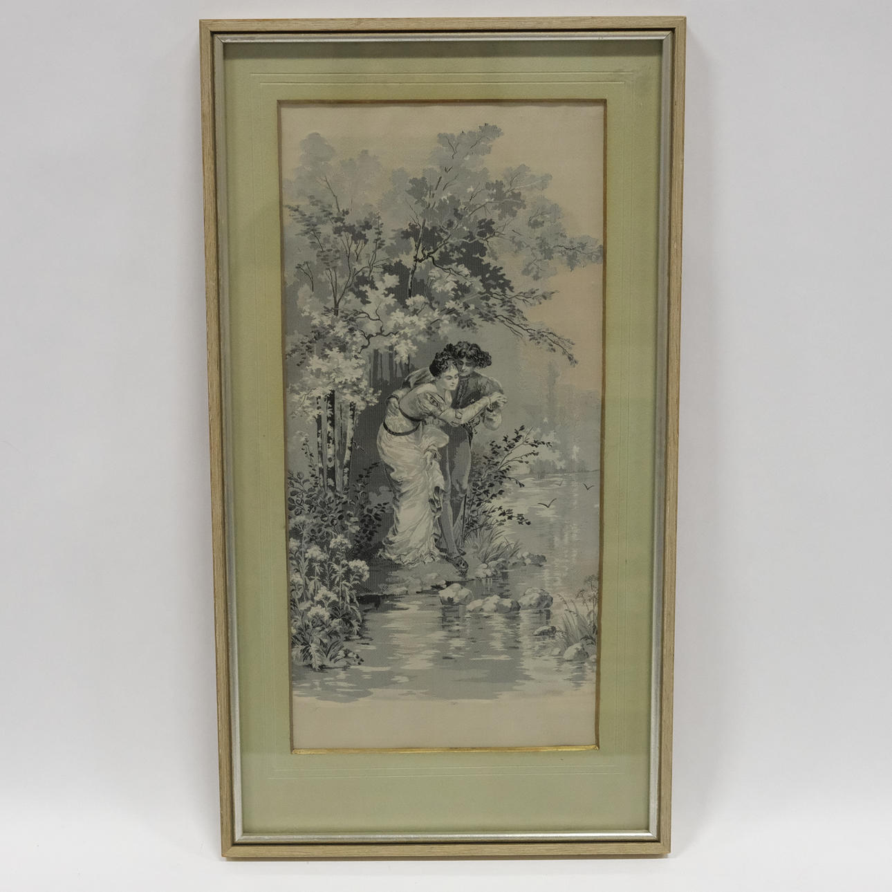 TRE BRODERADE TAVLOR. Konst - Övrigt - Auctionet