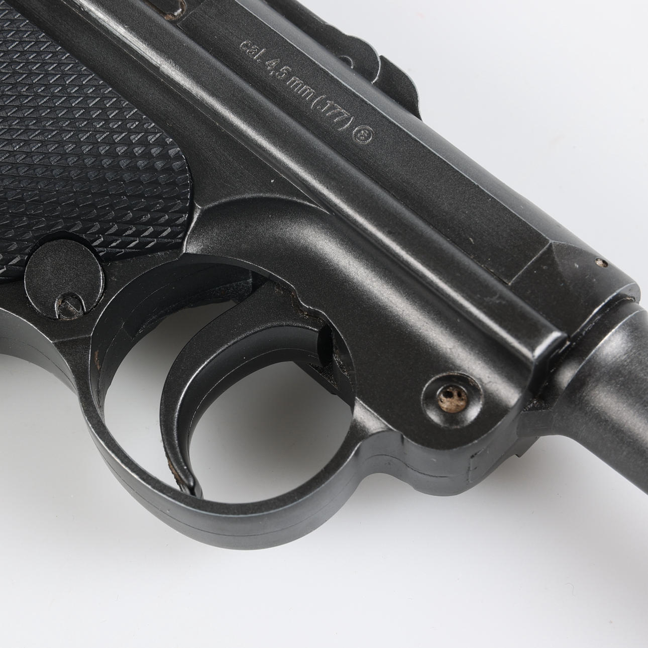 LUFTPISTOL, P.08, CO2, 4,5 mm. Vapen & Militaria - Skjutvapen - Auctionet