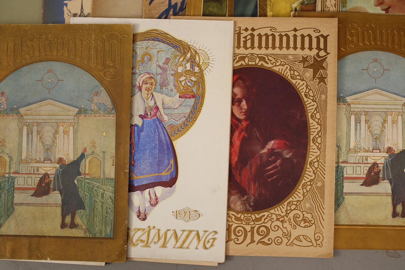 JULTIDNINGAR, Julstämmning från 1912-2021. Böcker, Kartor ...