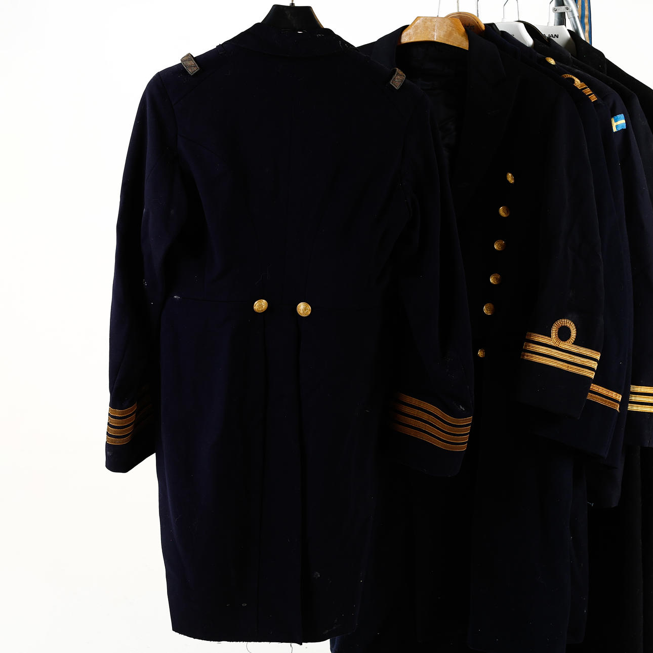 UNIFORMER, 12 delar, marin, Svenska Flottan. Vapen & Militaria ...