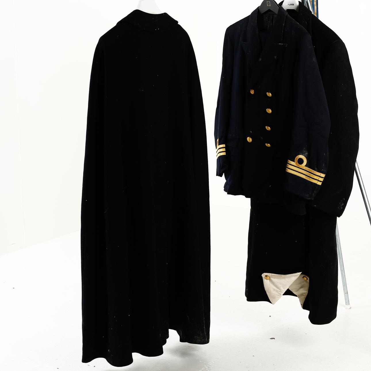 UNIFORMER, 12 delar, marin, Svenska Flottan. Vapen & Militaria ...