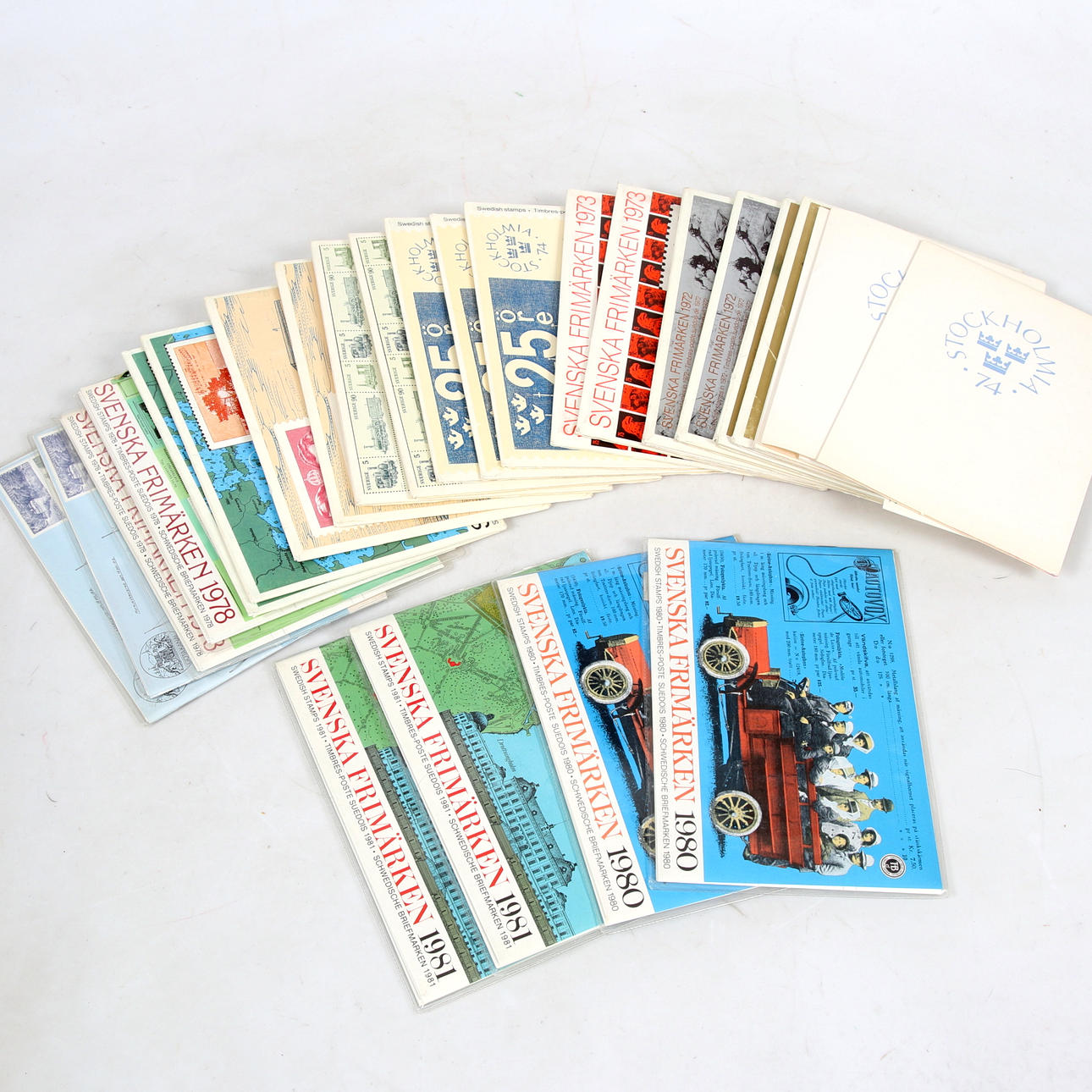 ÅRSATSER, Svenska frimärken, 23 st. 1971 - 1981 samt Stockholm 1974 ...