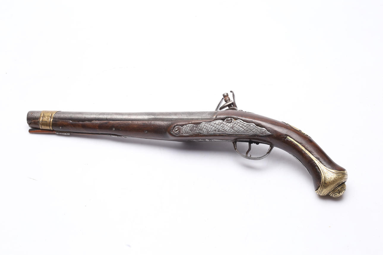 A 18th-century flintlock pistol. Weapons & Militaria - Guns & Rifles ...